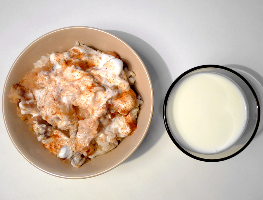 Hungry Moose: Rice with apples & cinnamon, and piimä (Finnish buttermilk)