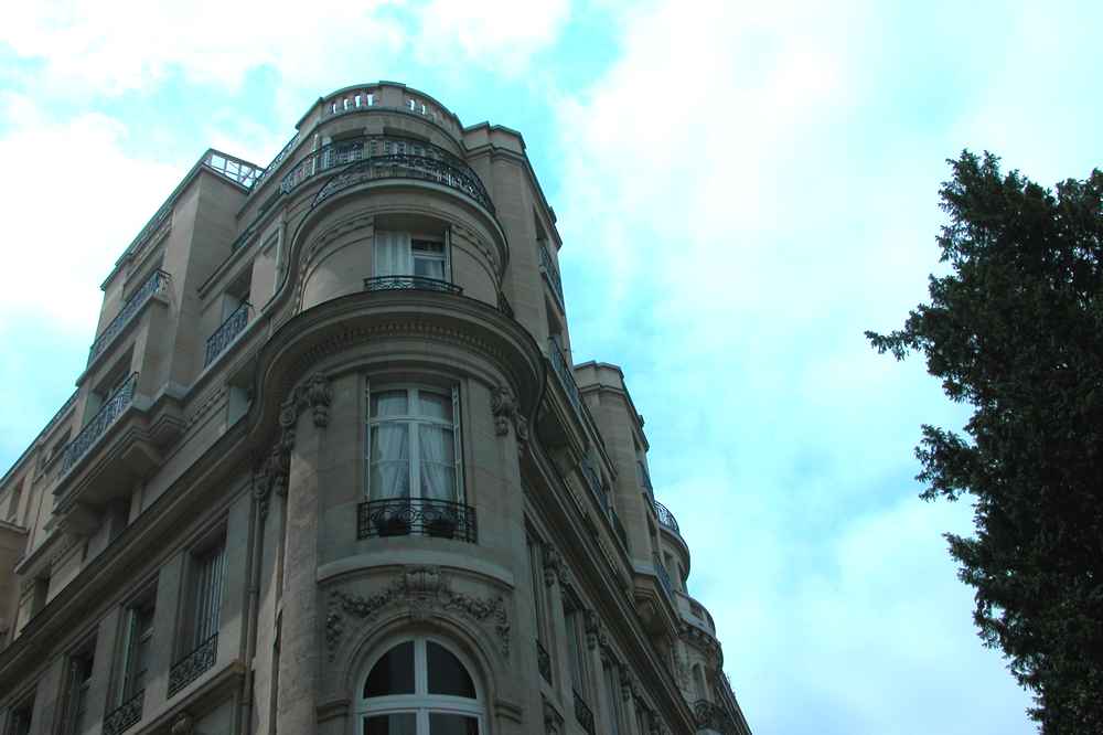 PARIS ARCHITECTURE: RUE SPONTINI