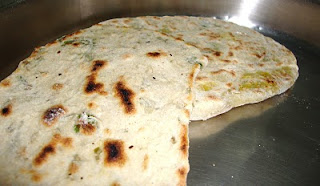 A Liberal dose of MASALA.: Subz Meloni and Naan