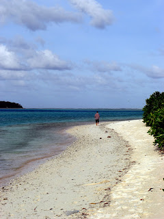 Micronesia 09-10: Boat Journey to Mokil Atoll