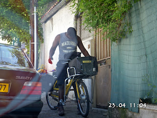 FAT GUY IN FRANCE: SOME LITTLE KNOWN FACTS ABOUT FRANCE