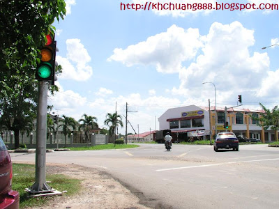 微笑 Smile SenYuMan: Traffic Light in Malaysia 马来西亚的红绿灯