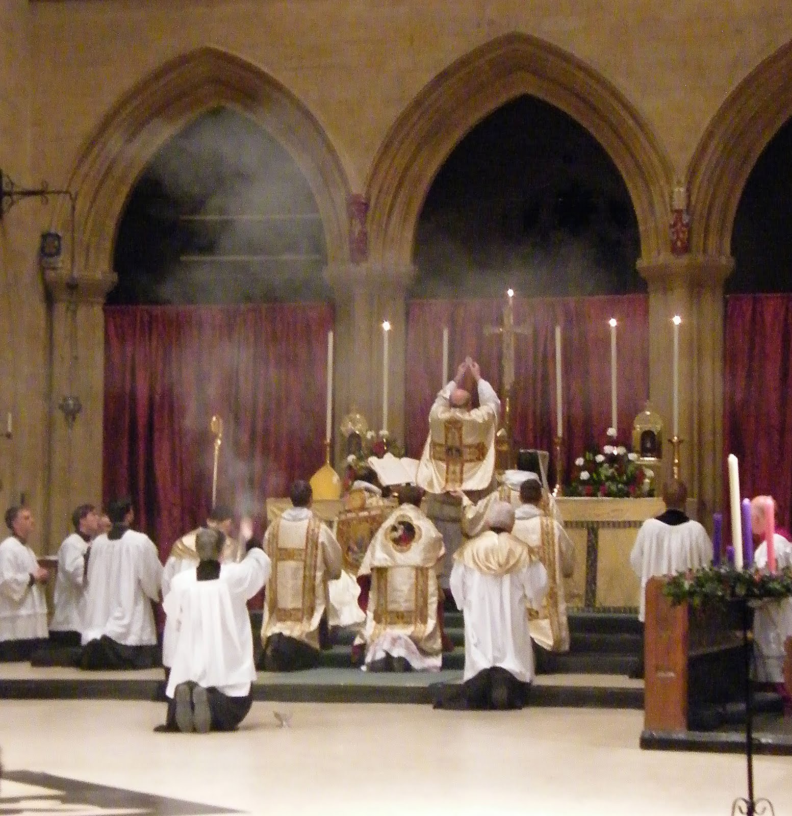 New Liturgical Movement: Pontifical High Mass at Holy Cross Priory ...