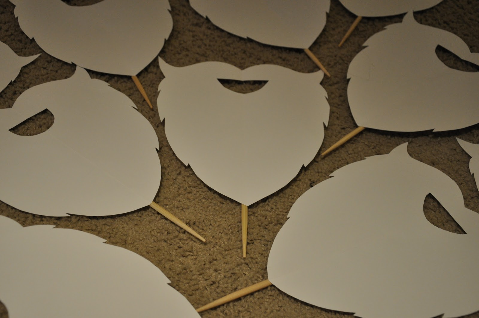 Just call me Ryanne: DIY: Santa Beard on a Stick