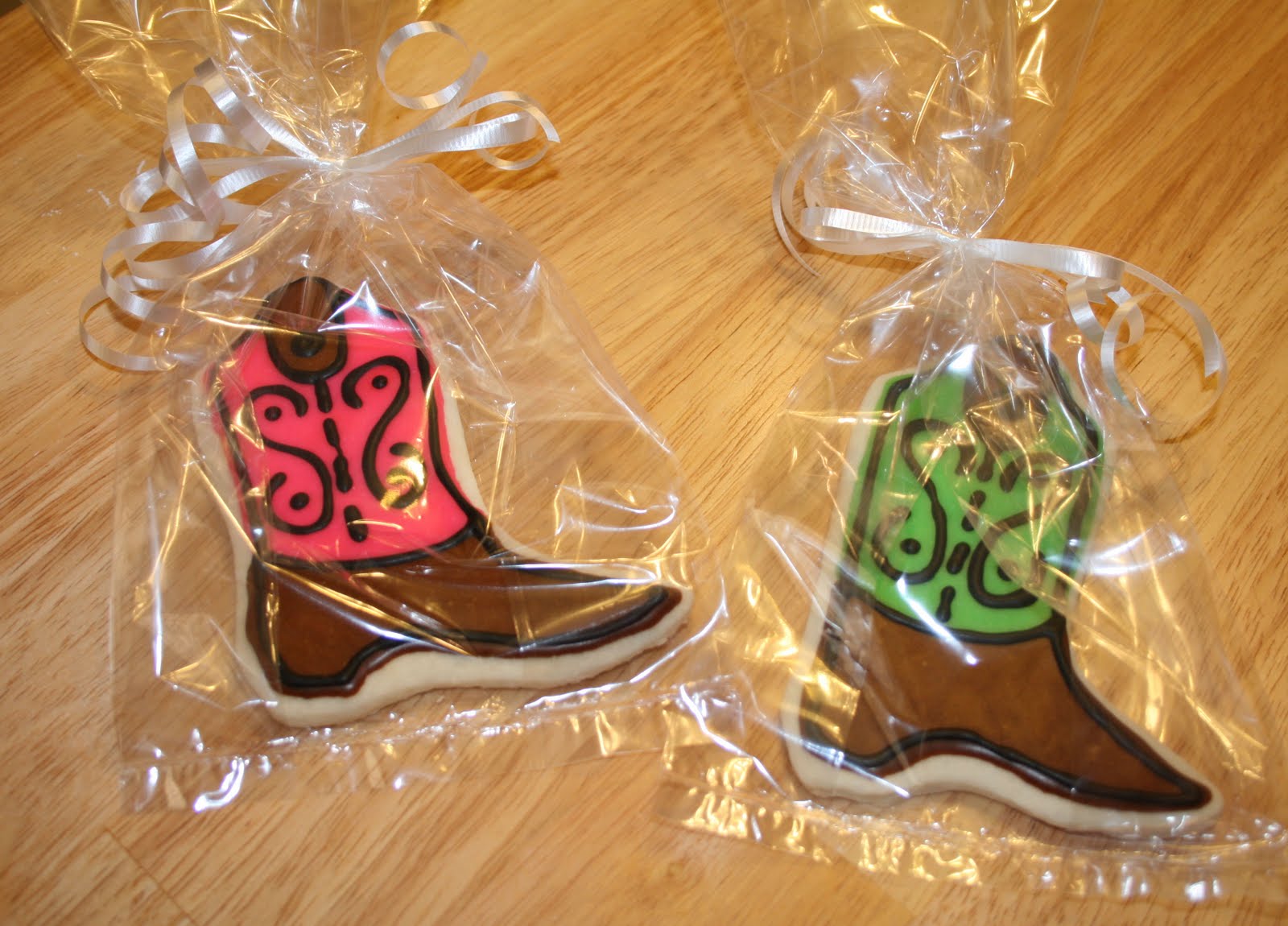 Leney's Cookie Creations: Howdy!