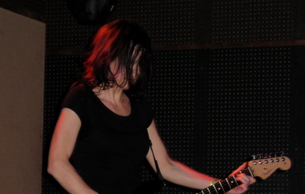 ethan pettit gallery: The Knitting Factory in Williamsburg