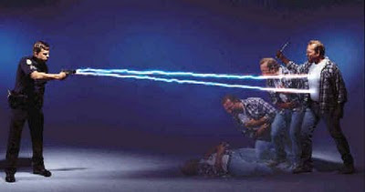 Revolta geral: COMO FUNCIONAM AS ARMAS DE CHOQUE?