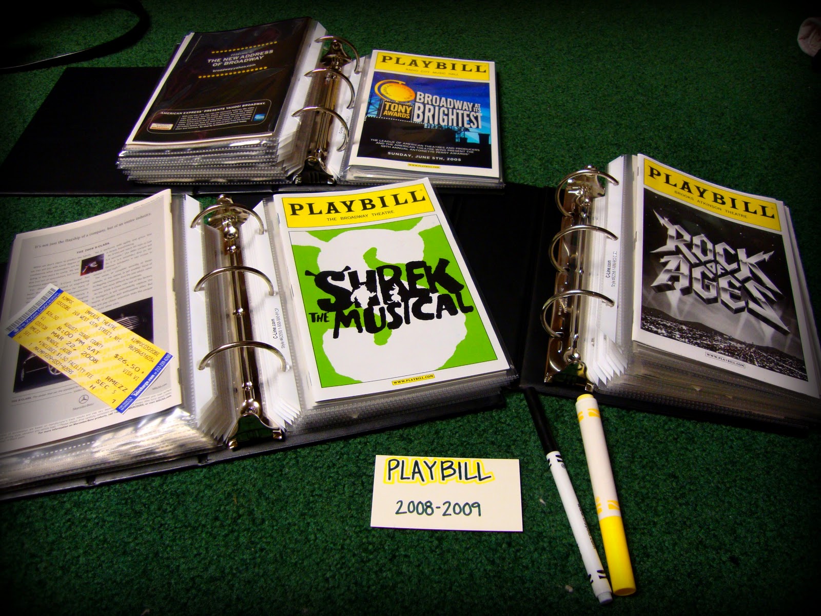 AshPiece: Big City: Piece's How-to: Home-made Playbill Keepsake Binders