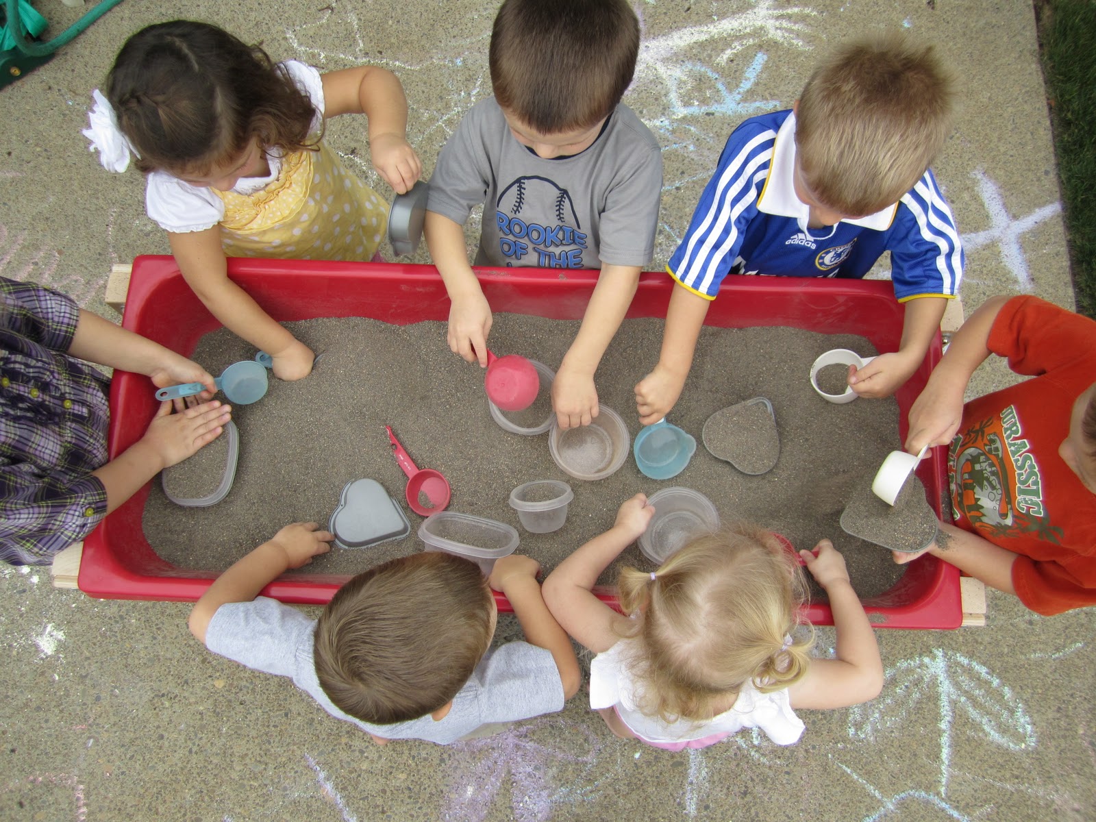 Lindsay s Little Owls Preschool Sand And Water Table Fun lindsay-s-little-owls-preschool-sand-and-water-table-fun