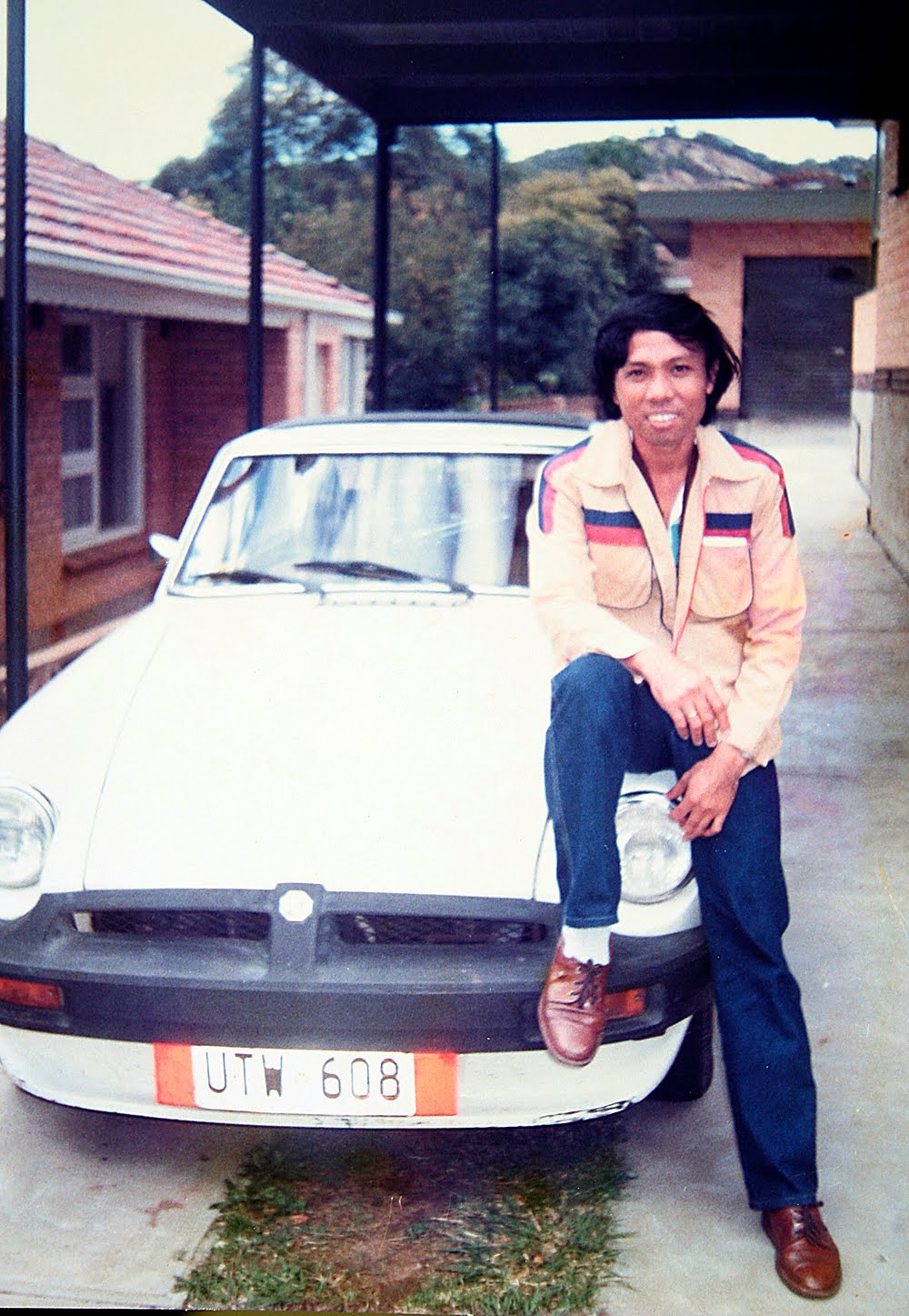 Artikel Saya: Indria Samego, Pengamat Politik