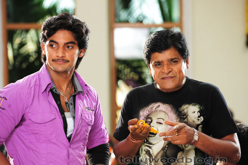 Prema Kavali telugu movie photo stills