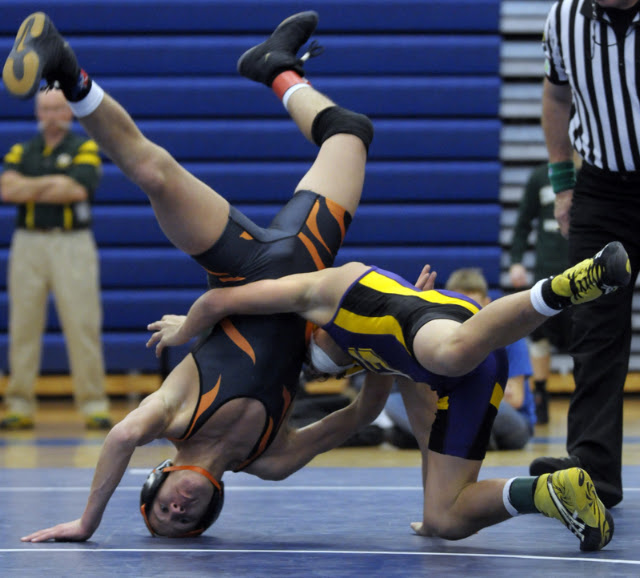 Darren Breen's photo blog: Wrestling