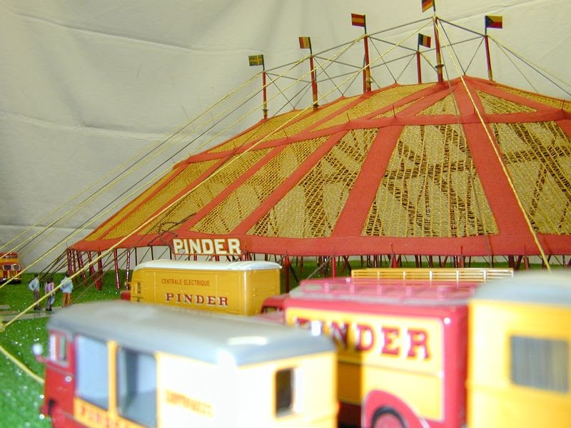 Circusmodellbau: Cirque Pinder 1:64