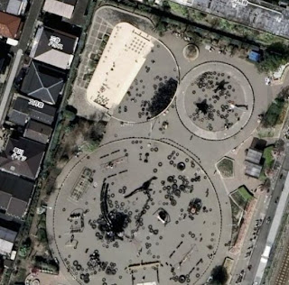 Y*U*M*M*Y: 10 Strange And Unusual Playgrounds