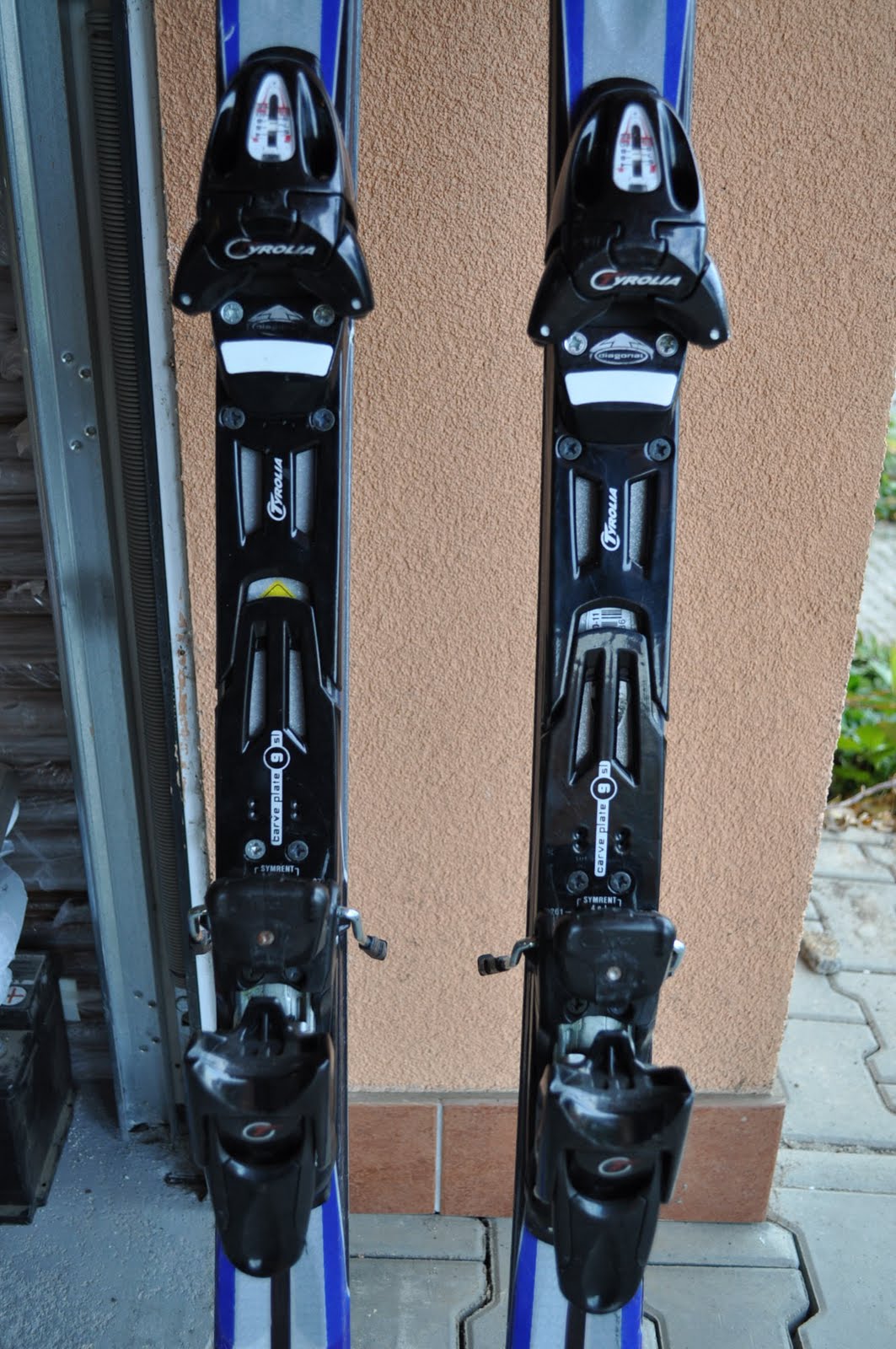 sales & shopping: Schiuri de vanzare