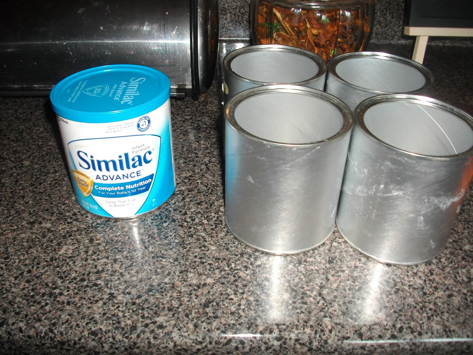 LUCKY 7 DESIGN: A WEEK OF THRIFTY PROJECTS...... DAY 4 - FORMULA CAN