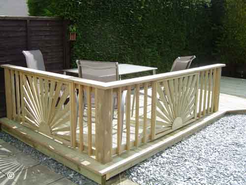 mini sunburst | Deck railing design, Railing design, Deck design