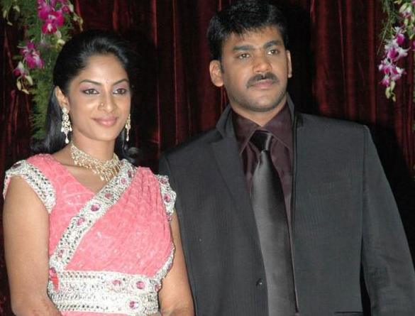 N.ELANGO: Shreya Reddy Vikram Krishna Wedding Pictures