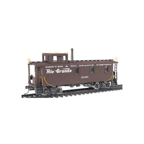 The Railroad Modeler: Walthers HO Scale 30' GTW Caboose - Offset Coupla ...