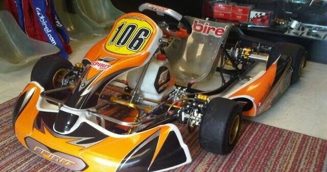 YAW MOMENT RACING: Pictures of my new shifter kart chassis