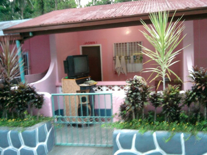 Pensieve: Batis Spring Resort, Liliw, Laguna