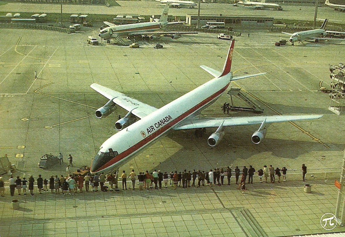 The traveler's drawer: AIR CANADA. DC-8 61 aircraft