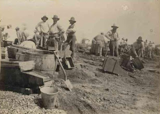 Colonial History Blog: Responses to Gold