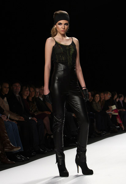 Mis apuntes de Moda: Colección Althea Harper, segunda finalista de ...