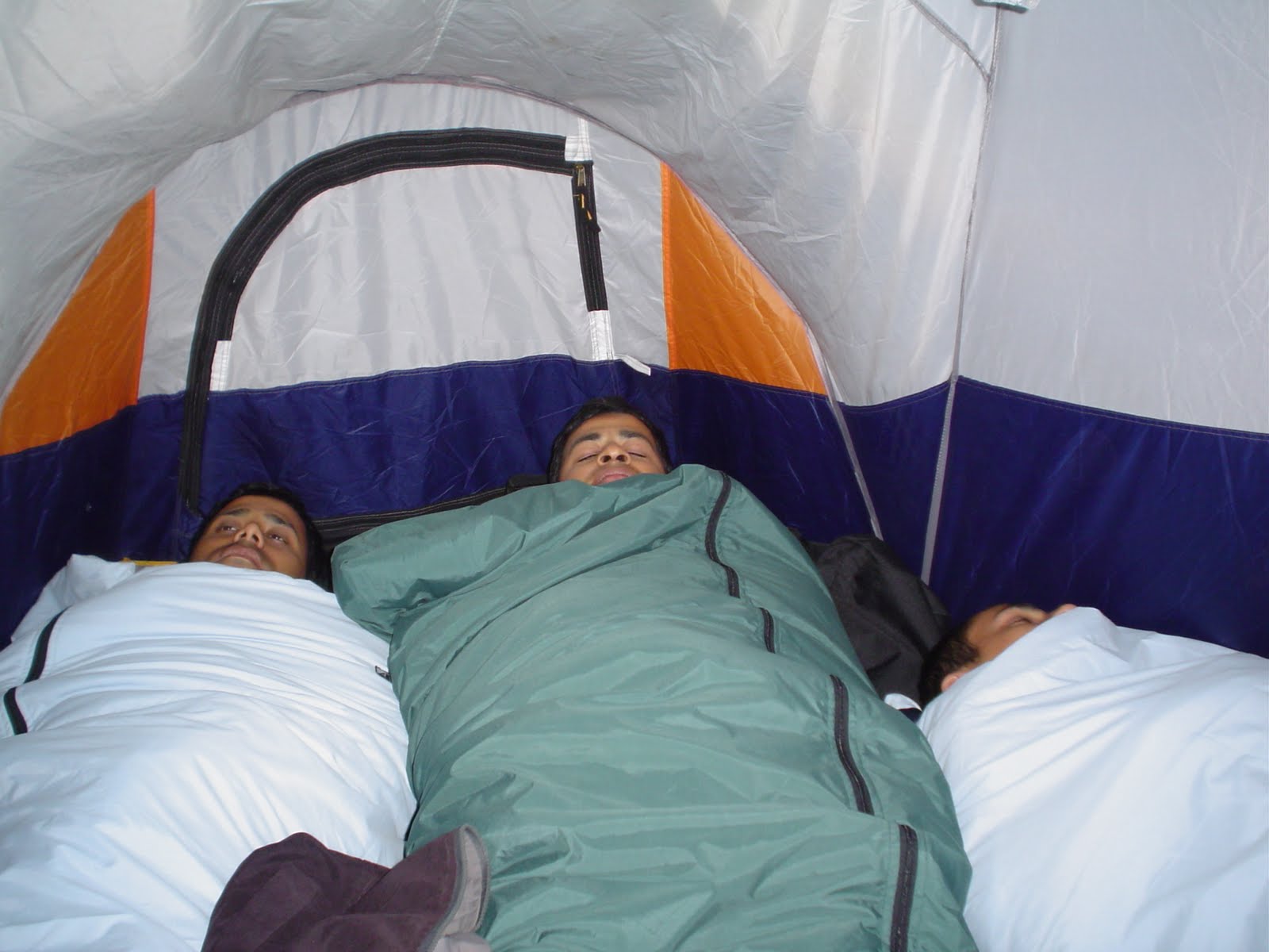 Atreya Rocks: Republic Day 2004 Trek to Mullaianagiri and ...