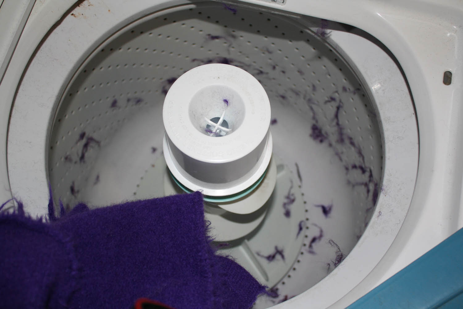 Thrillingly Thrifty: Recycled Wool Sweater slippers - tutorial!