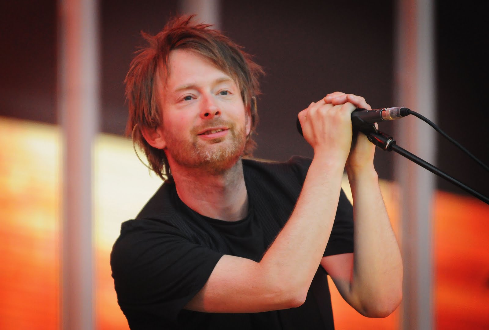 The Konformist Blog: Radiohead frontman: Music industry on verge of ...