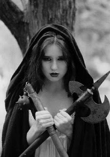 Contos e Lendas: "A Moça Da Capa Preta"