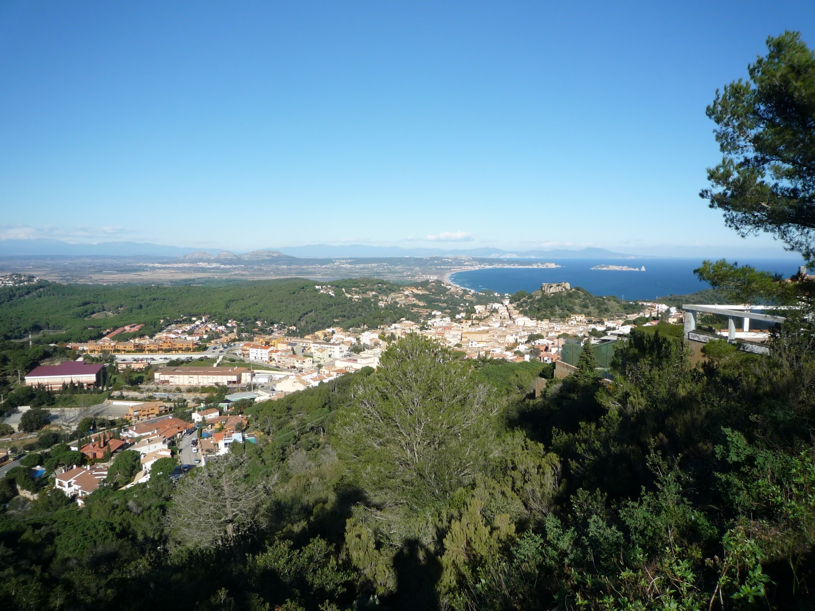 Tots els camins porten a Begur: La Font de la Salut - Platja Fonda