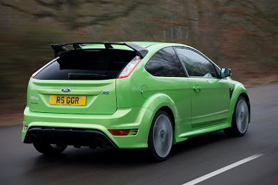 Blog do Moquenco: Ford Focus RS 370FR GGR. Inferno verde