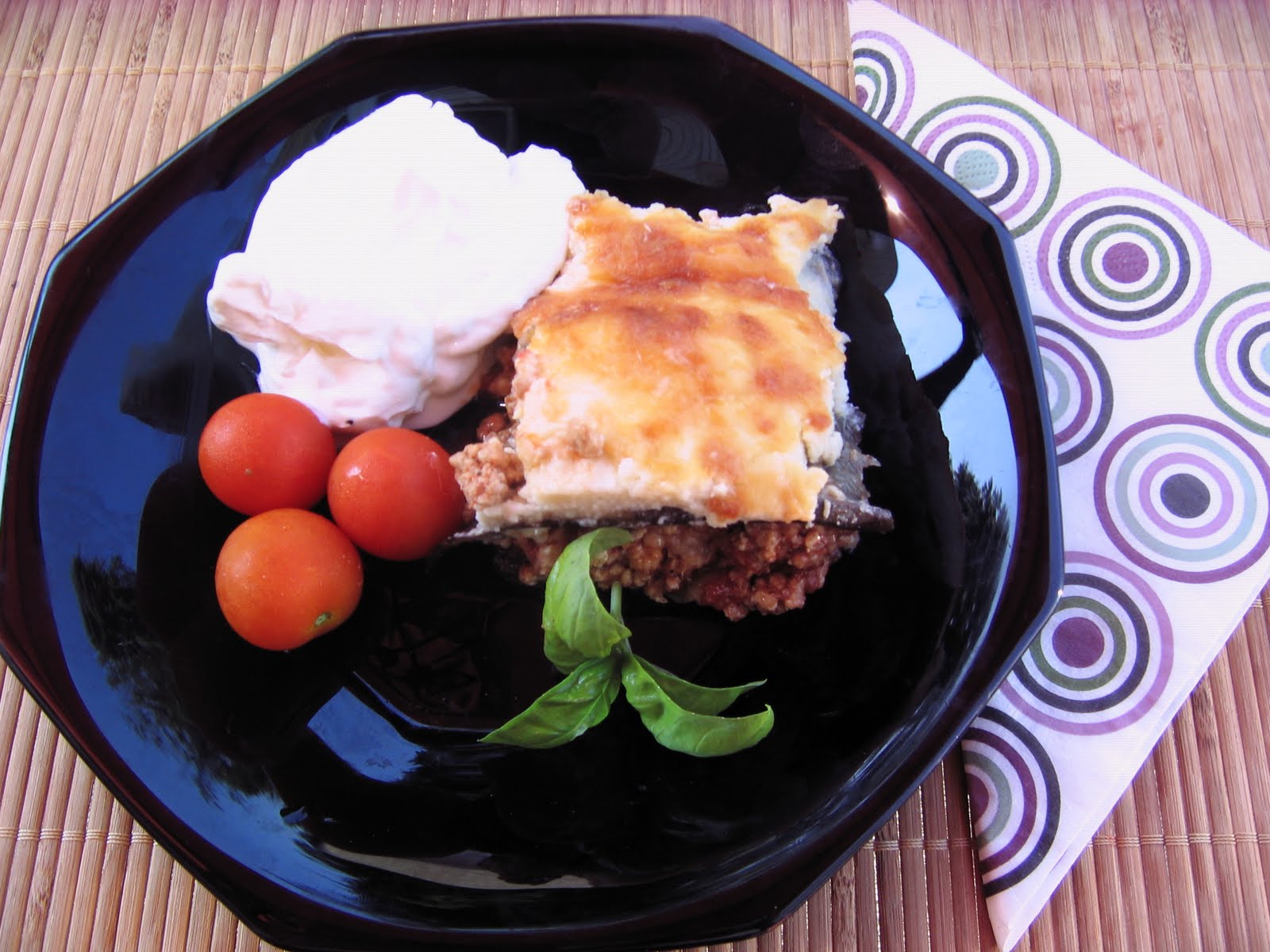 La Chef-A: MUSACA GRECEASCA DE VINETE