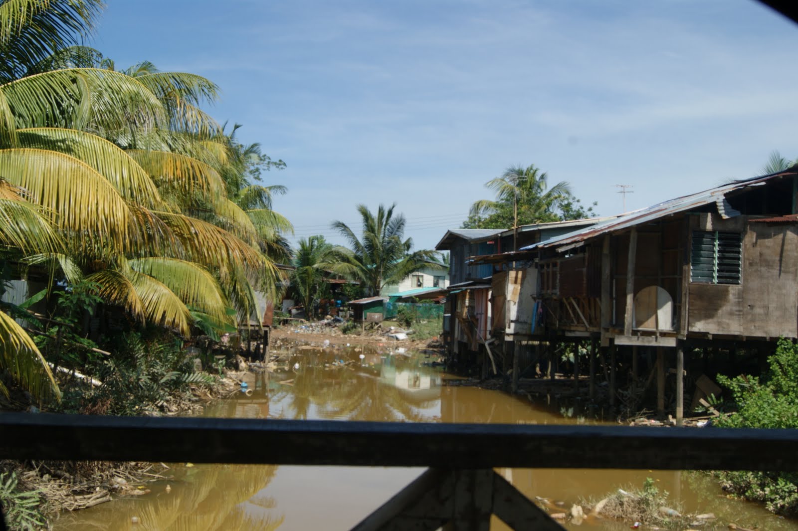 persatuan sejarah malaysia cawangan sabah: The River At Kg Inanam Laut
