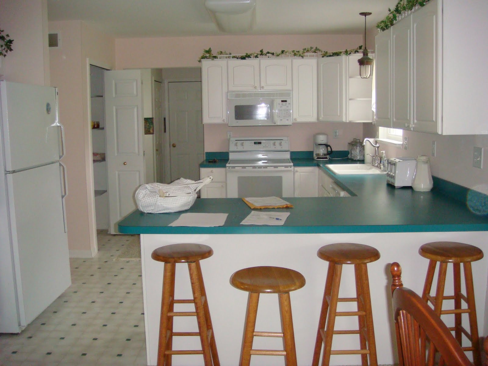 Schraw Family Photo Album: Teal countertops