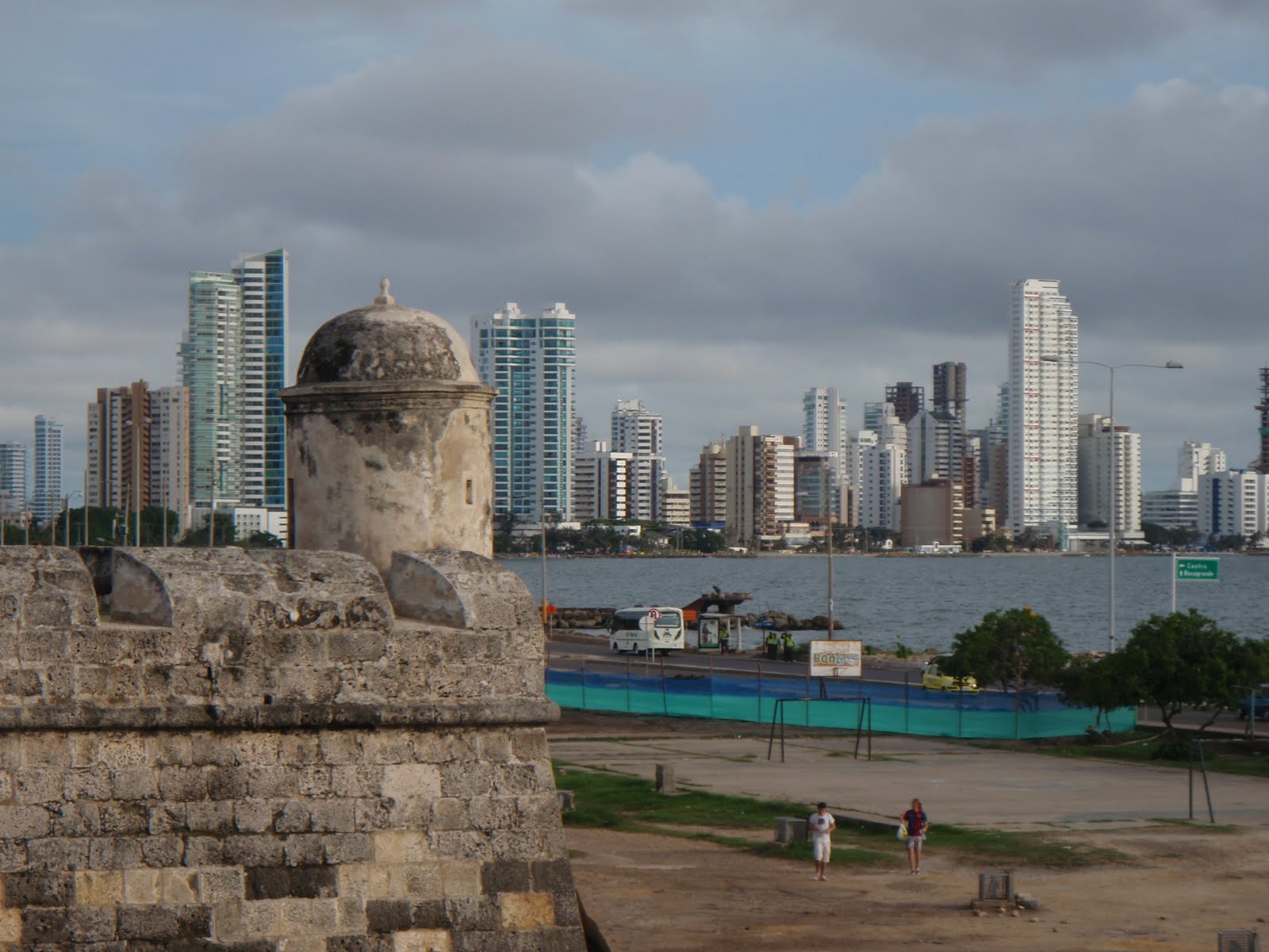 Toques on Moto: Cartegena, Turbo, Colombia.