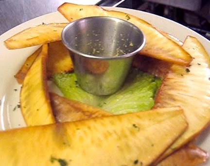 Caribe Caribbean Bistro: Step by Step Photos: How to cut a Breadfruit