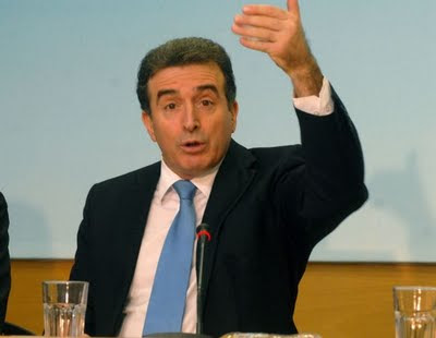 Το...αδιαφορία καλό μου φαίνεται