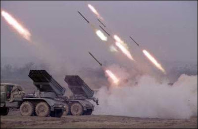 .: El lanzacohetes múltiple BM-21 Grad de 122 mm