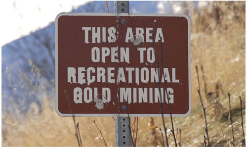 Recreational Gold Mining in Alaska ~ Prospecting For Gold