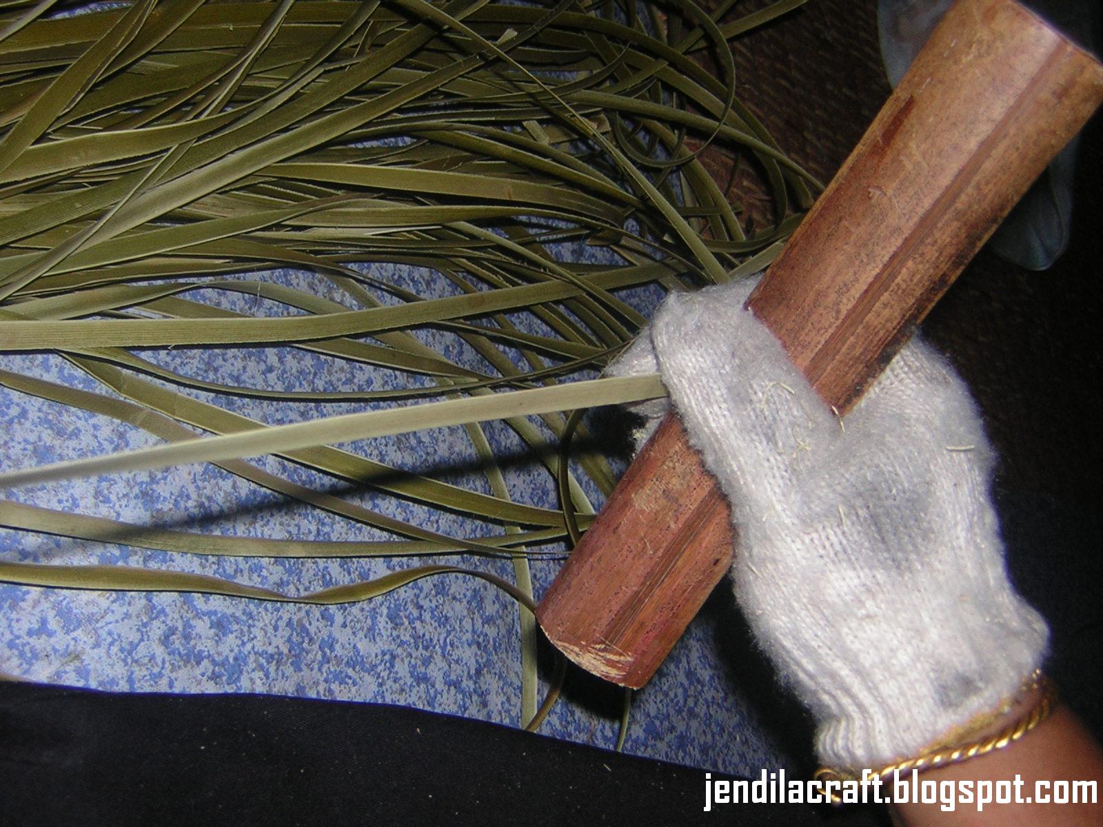 Mengkuang: Proses 5: Lurut