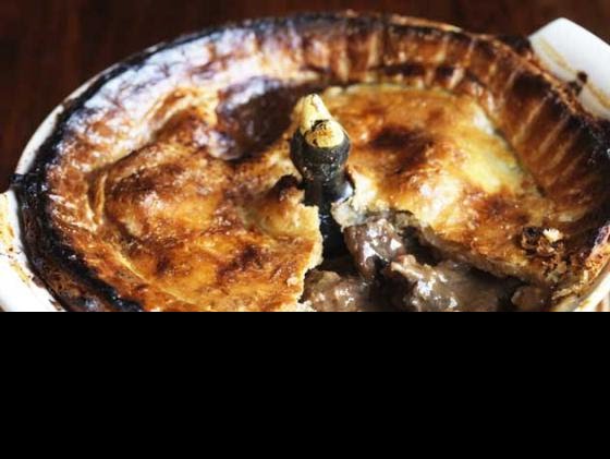 BOKISSONTHRONE: Giant Snail Pies to Feed the Malnourised in Africa