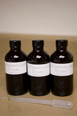 Backyard Farming: How to Make Herbal Tinctures