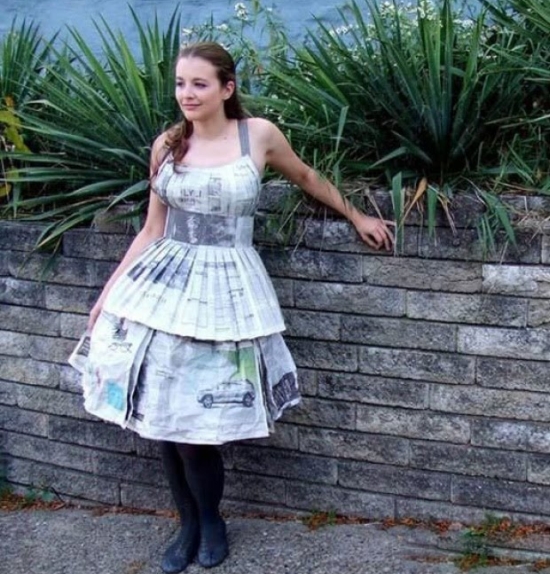 picturespost: Recycled Fashion: Beautiful Newspaper Dresses
