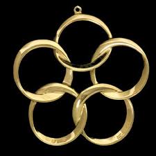 Twelve Days of Christmas - Five Gold Rings | Mother Moon