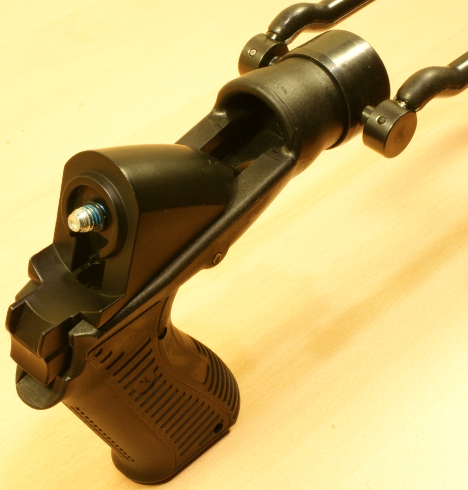 A Real Man's Objective Reviews / Gunsumer Reports: Knoxx SpecOps Folder ...
