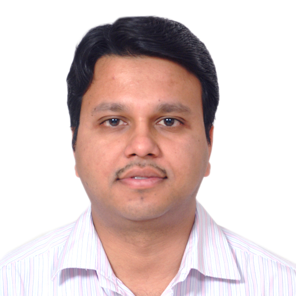 LATEST NEWS: DMC doctor completes fellowship in joint replacement at USA