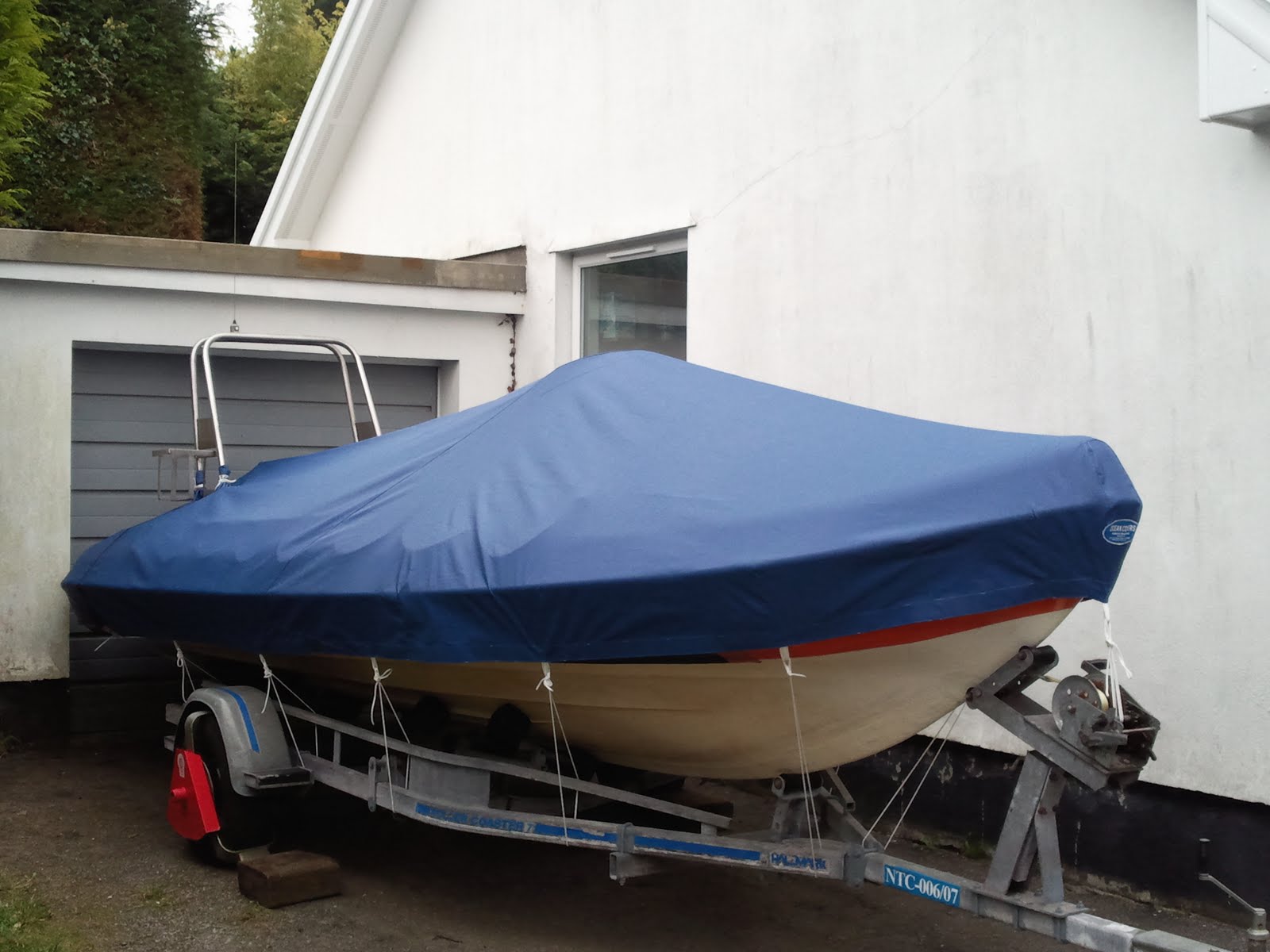 Ocean Covers Limited: 5.8M RIB cover in topgun